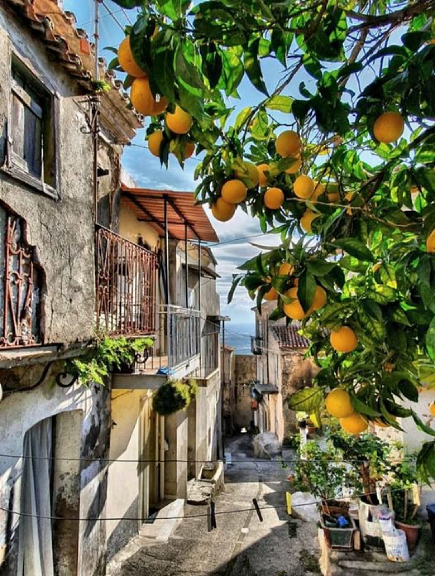 Nicotera è un borgo antico da da amare | Suntime Magazine